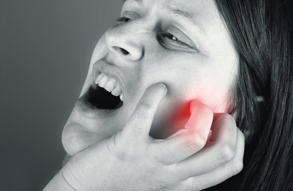 Temporo-Mandibular or Jaw Joint Disorders: Symptoms and Treatments ...